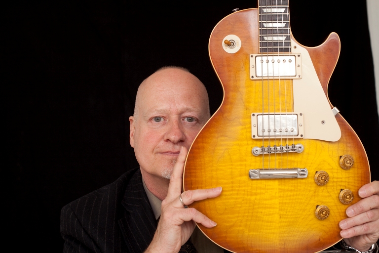 Alex Conti Retrospective wird veröffentlicht. – The Music Movement